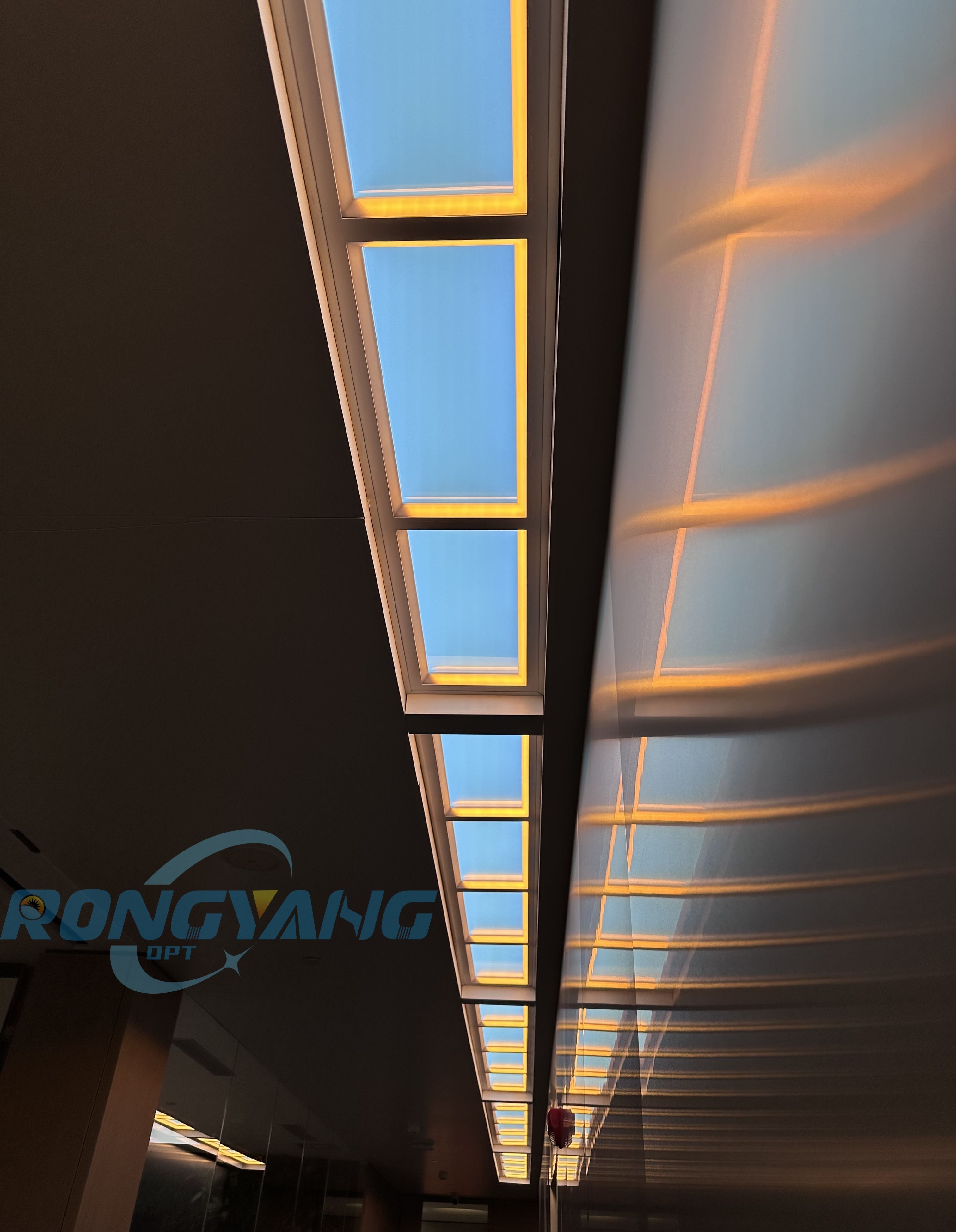 Intelligent Skylight LED Panel – 36mm Profile, 160W, Plug & Play Design